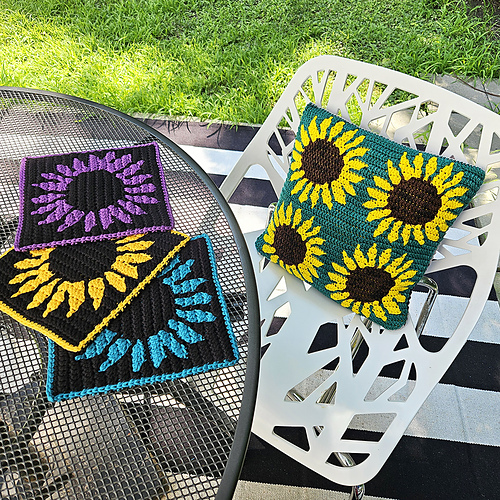 Ravelry: Sunflowers pattern by Alexis Sixel
