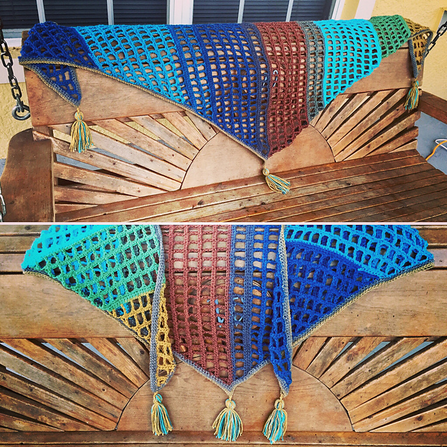 Ravelry: ACountryYarn's Sphinx Triangle Wrap