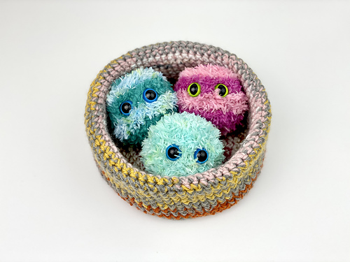 Ravelry: Bubble Bug Monster pattern by Ashley Stallsworth