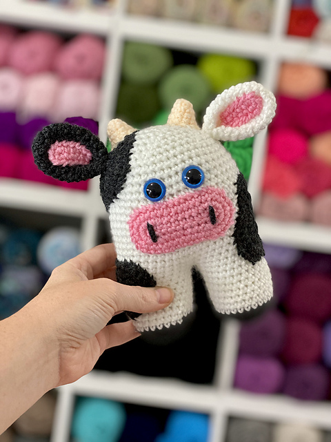 Ravelry: Mia Moo Moo Cow Amigurumi pattern by Ashley Stallsworth