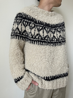 Ravelry: beeo sweater pattern by Karoline Mathilde Skovgaard Bentsen
