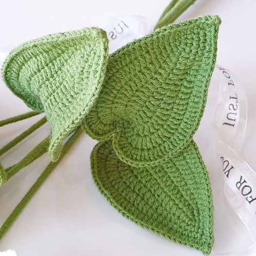 Ravelry: Anthurium Flower pattern by AITADDI