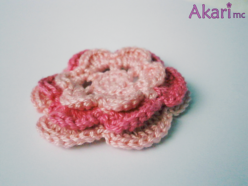 Ravelry: 3-dimensional flower _ M07 pattern by Melissa Flores