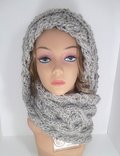 Ravelry: Cabled Infinity pattern by Amber Wright