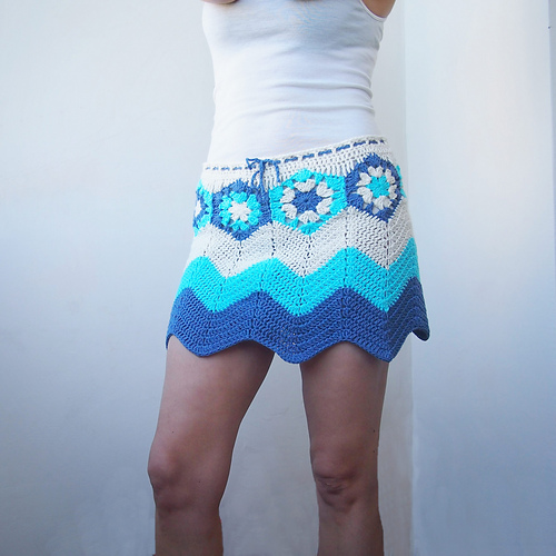 Ravelry: Granny flower hexagon ripples skirt pattern by Ana D