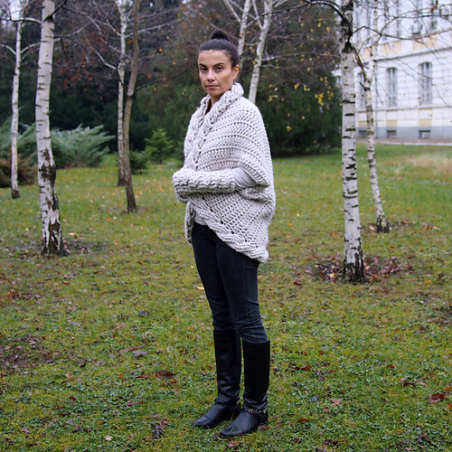 Ravelry: Long bulky cable fingerless mittens pattern by Ana D