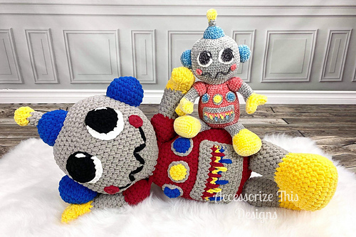 Ravelry: "Sprocket" the Robot Cuddle Buddy pattern by Darling Maple Designs