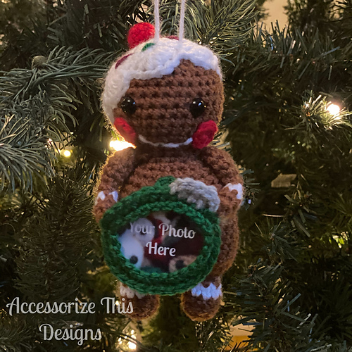 Ravelry: Gingerbread Photo Frame Ornament pattern by Darling Maple Designs