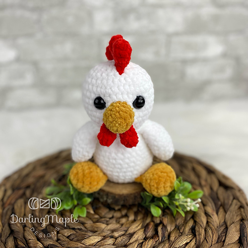 Ravelry: Pocket Pal Chicken pattern by Darling Maple Designs
