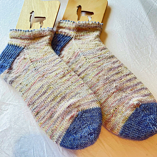 Ravelry: Picot-boo Shortie Socks pattern by Anna Stephenson
