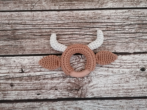 Ravelry: Highland Cow Teething Ring/Teether pattern by Adele Daisy Crochet