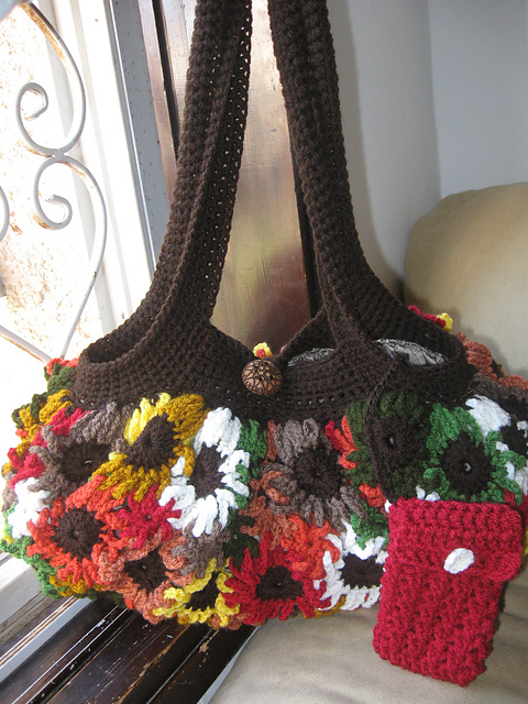 Ravelry: Meladora's Crochet Flower Purse