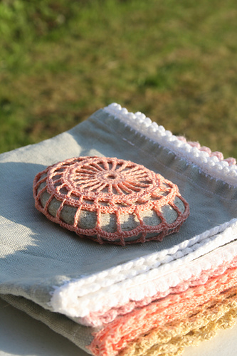 Ravelry: Crochet Pebbles pattern by Sara Sinaguglia