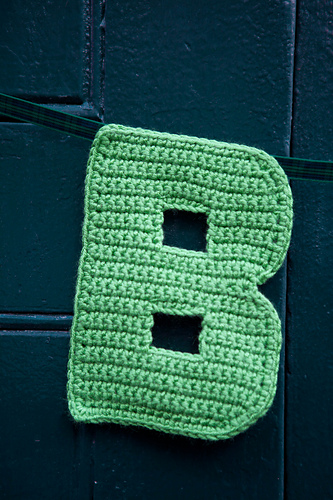 Ravelry: "BOO!" Bunting pattern by Knit Crochet Create