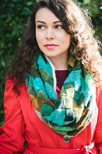 Ravelry: Noro Entrelac Snood pattern by Kim Botly