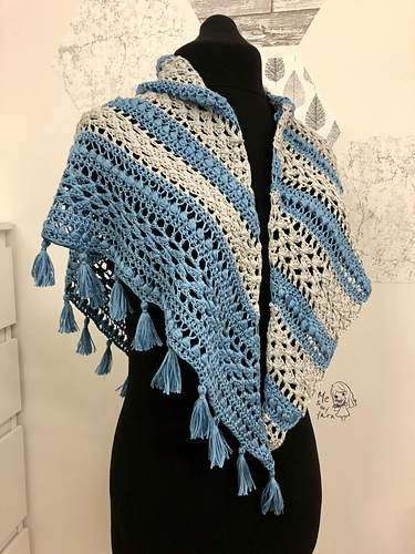 Ravelry: Cleopatra's dream shawl pattern by Agneta Nauclèr