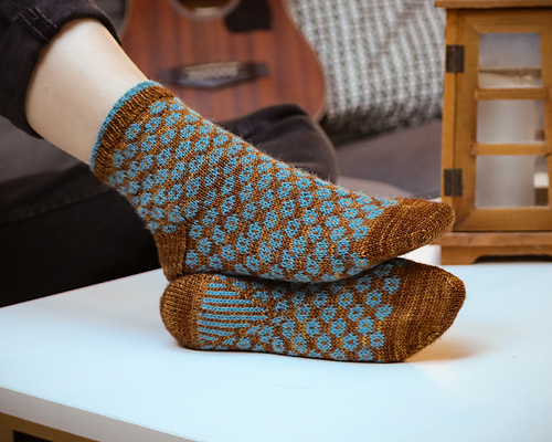 Ravelry: Boleslawiec socks pattern by Dorota Morawiak-Lichota