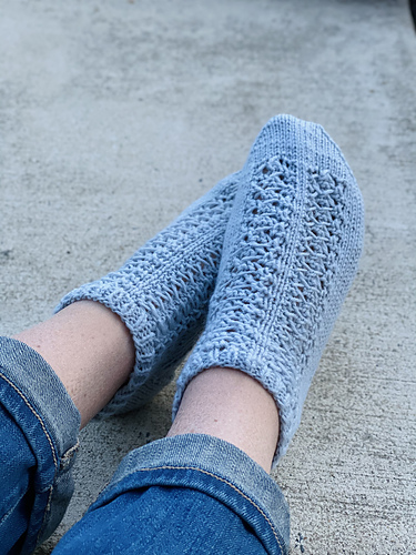 Ravelry: Fatima Socks pattern by Alisa Hartzel