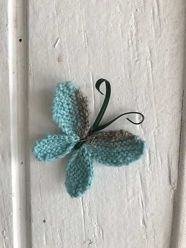 Ravelry: Marianna's Easy Little Knitted Butterflies pattern by marianna mel