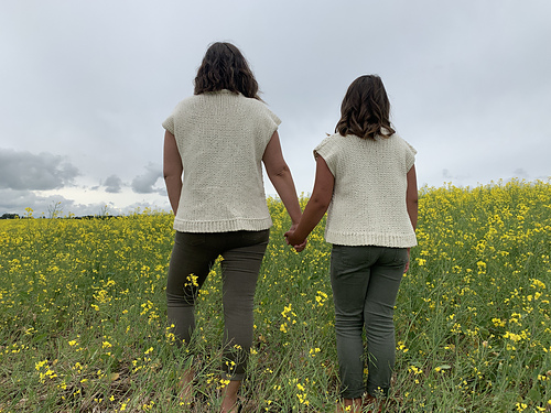 Ravelry: Aliyah Cardigan pattern by Amy Leclerc