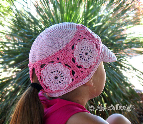 Ravelry: Visor Ponytail Cap pattern by Alena Byers