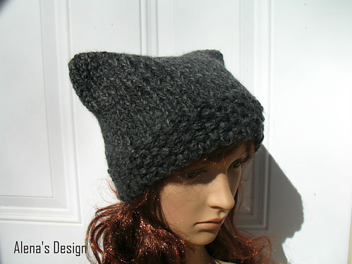 Ravelry: Cat Hat pattern by Alena Byers