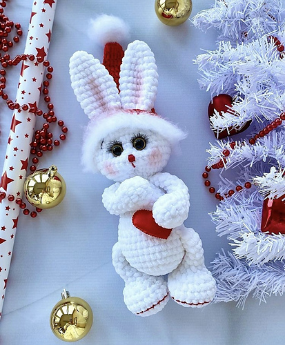 Ravelry: The Snow Bunny pattern by Alena Titova