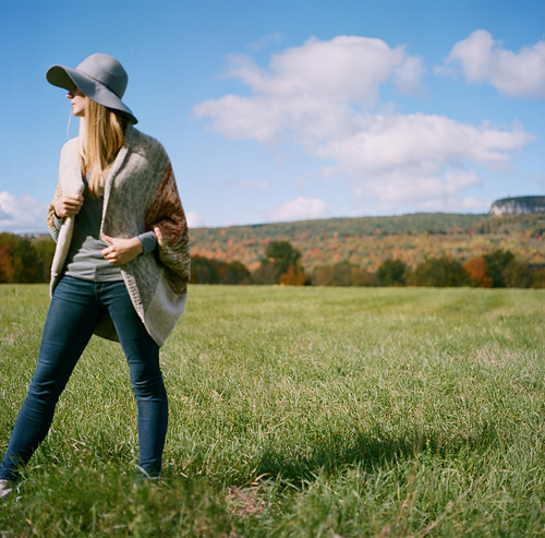 Ravelry: Mezzo Cardigan pattern by Alexis Winslow