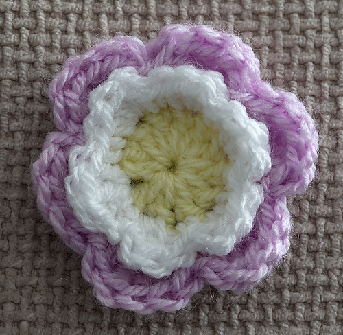 Ravelry: Flower Frenzy pattern by Ali Crafts Designs