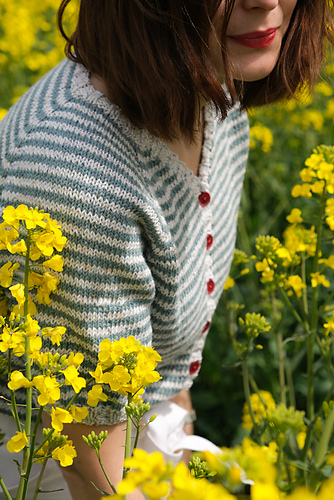 Ravelry: Marinette pattern by Alice Hammer