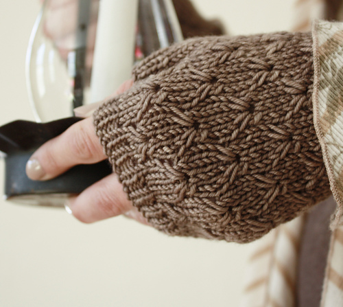 Ravelry: Antiquity pattern by Alicia Plummer