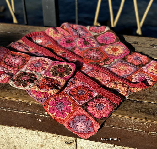 Ravelry: African flower cardigan Side pattern by Frisian Knitting