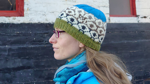 Ravelry: Sheep and friends hat pattern by Alison Galloway