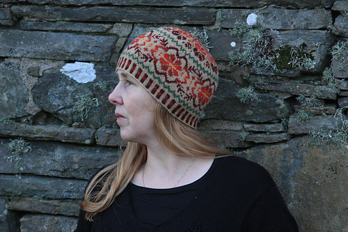 Ravelry: Buggiflooer Beanie pattern by Alison Rendall