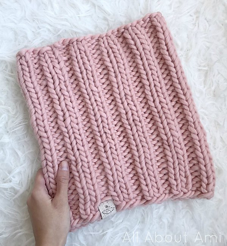 Ravelry: The Summit Cowl (Knit) pattern by Stephanie Jessica Lau