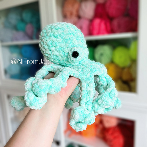 Ravelry: Paula the Octopus pattern by Jade Gauthier-Boutin
