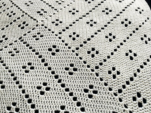 Ravelry: My Way Blanket pattern by Alla Bella