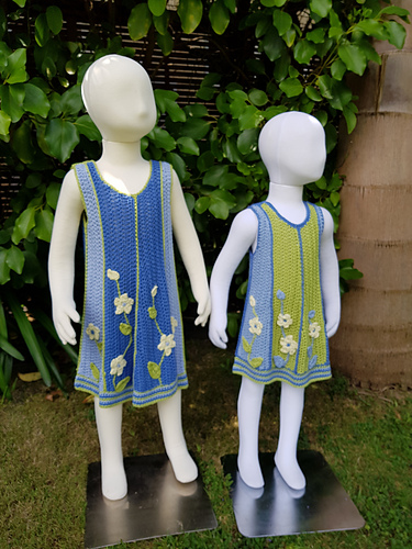 Ravelry: 8 Panelled Daisy Dress pattern by Alley J.