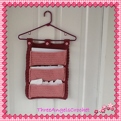 Ravelry: Hanging Mail Organizer pattern by RaeLynn Orff