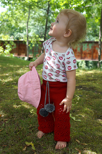 Ravelry: Waves of Fall Baby Pants pattern by RaeLynn Orff