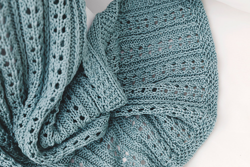 Ravelry: The Retreat Throw pattern by Leelee Knits