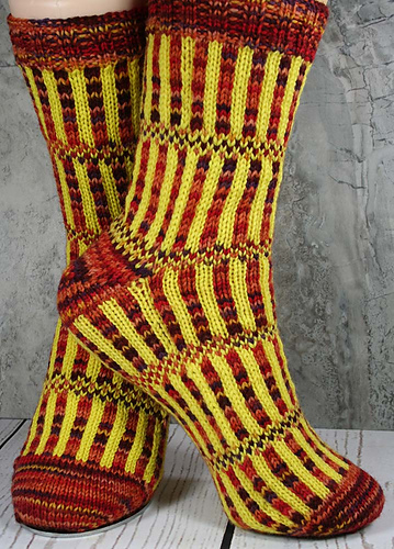 Ravelry: Shoreline Socks pattern by Christina Rowell