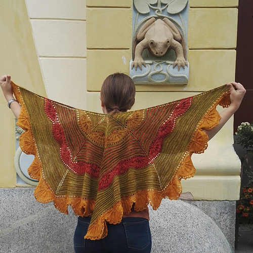 Ravelry: Baobab shawl pattern by Niina Risulainen