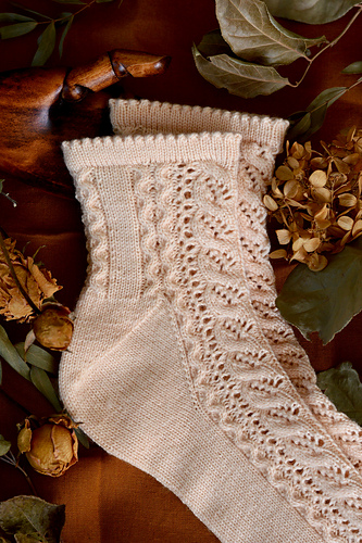 Ravelry: Spring Rhapsody Socks pattern by "Amanita" Agata Mackiewicz
