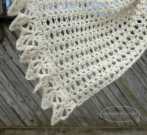 Ravelry: Pemberley Shawl pattern by Kristine Mullen
