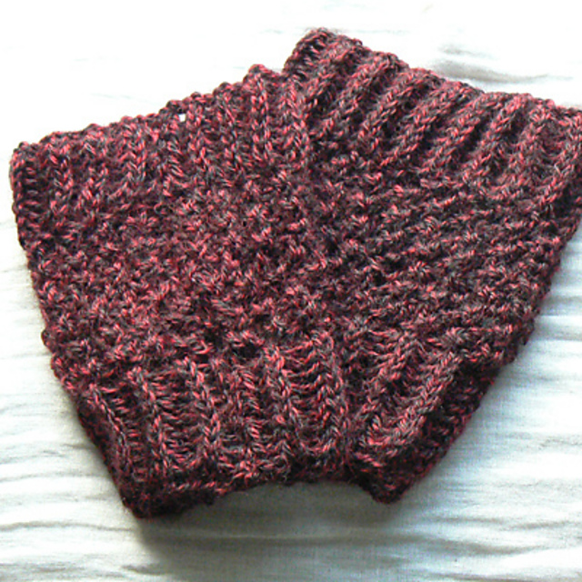 Ravelry: Gentleman's Muffattees in Honeycomb and Brioche pattern by ...