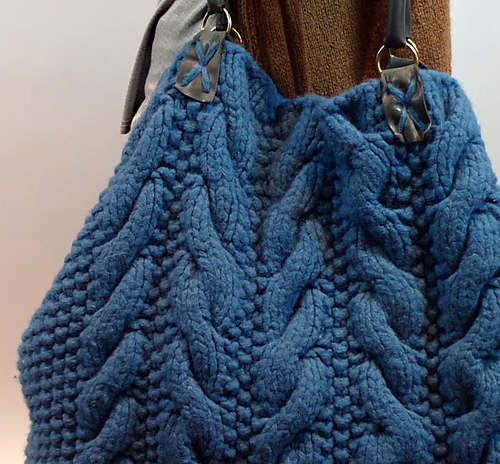 Ravelry: Seed & Cable Bag pattern by Americo Original Design Team