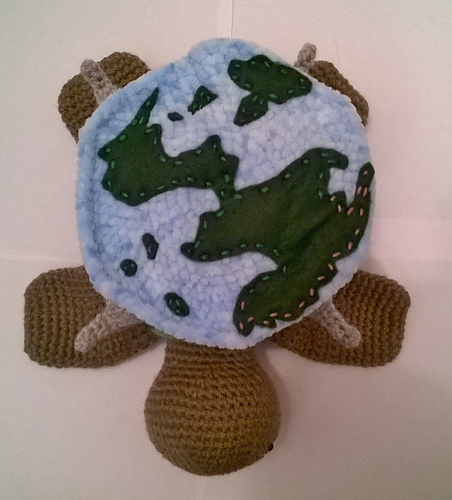 Ravelry: Discworld Great A'tuin pattern by Ruth Jepson