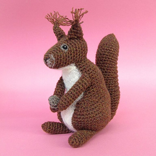 Ravelry: Red Squirrel pattern by Hawthorn Handmade