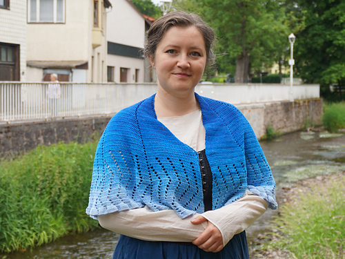 Ravelry: Morning glory shawl pattern by Andrea Cretu